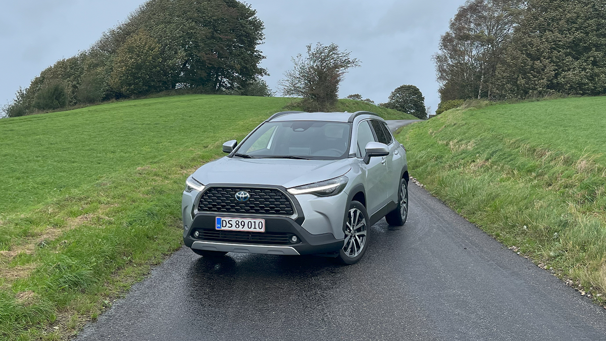 Test: Toyota Corolla Cross 1,8 Hybrid Style • Carlife365